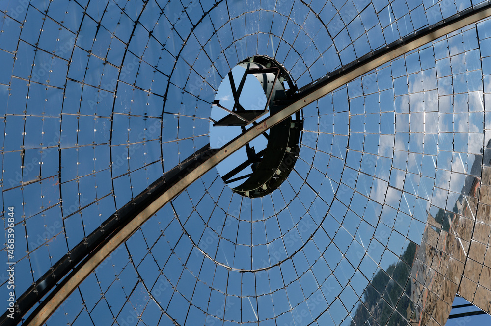 Mont-Louis solar furnace is the first solar furnace at double ...