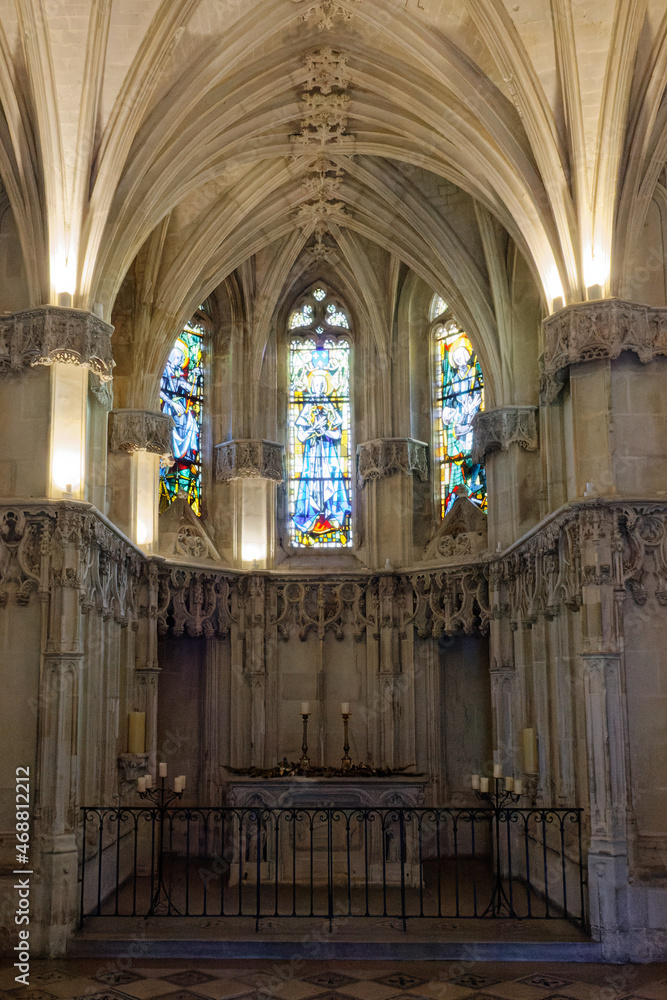 Interieur de la chapelle saint Hubert du Chateau d'Amboise dans le val ...