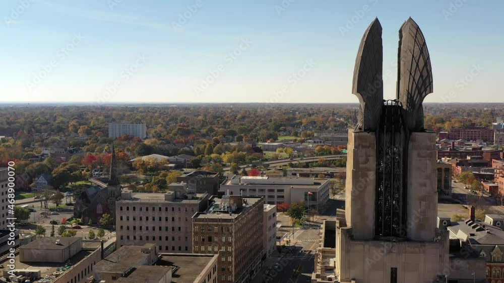 Times Square Building Art Deco architecture in Rochester New York vídeo ...
