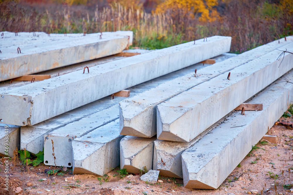 Concrete Driven Piles for House construction. Reinforced concrete ...