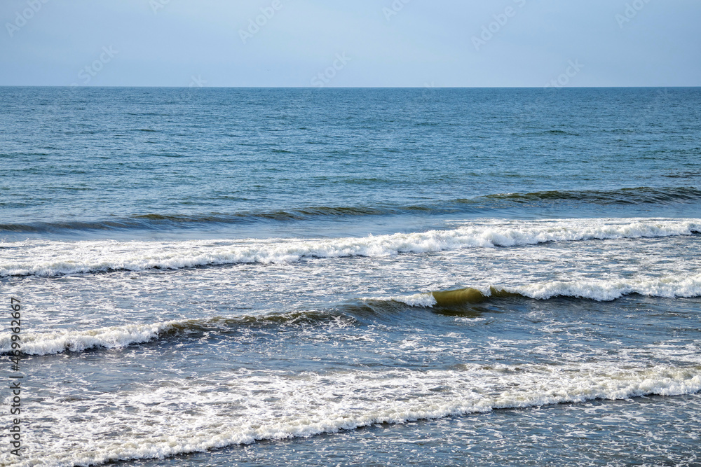 Deep blue sea waters splashing with foamy waves, dark blue wavy ocean ...