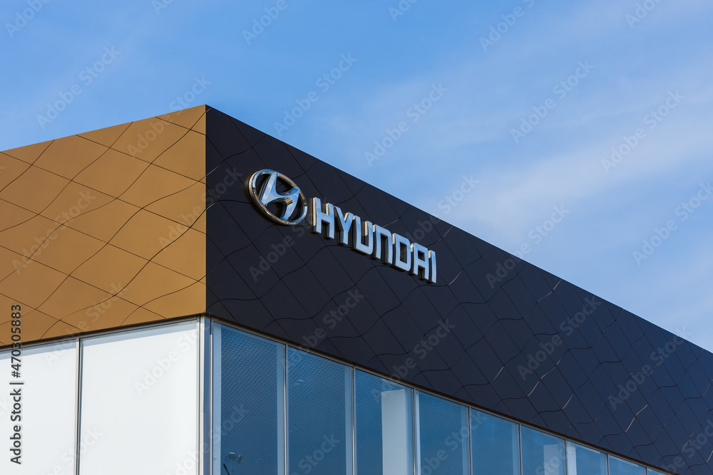 Hyundai logo on car dealership building - Hyundai is a South Korean ...