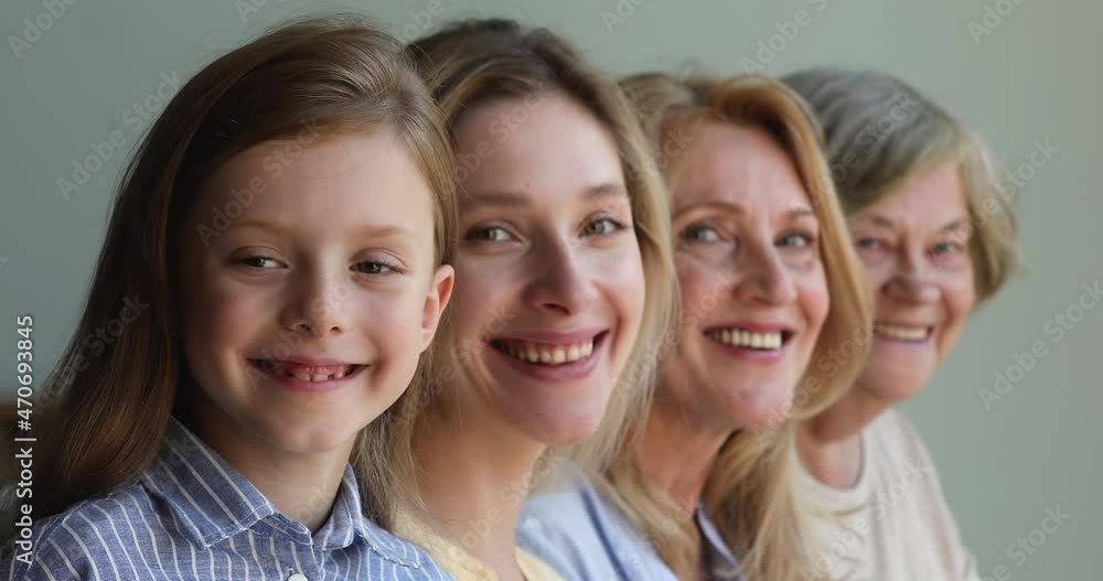 Vidéo Stock Closeup portrait happy faces of intergenerational dynasty ...