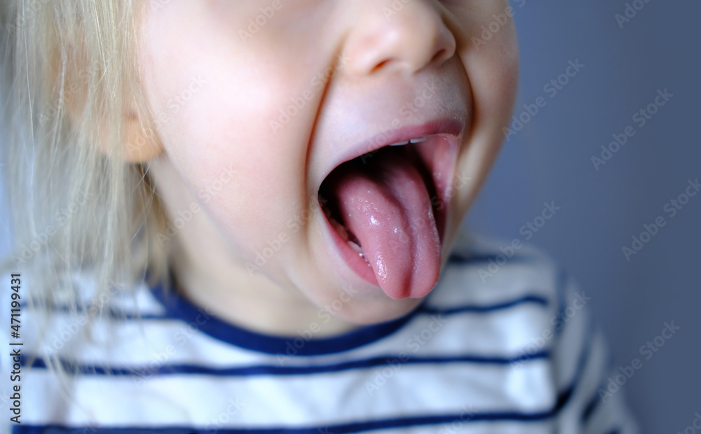 Fototapeta child, girl 2 years old, close-up of part of child's face ...
