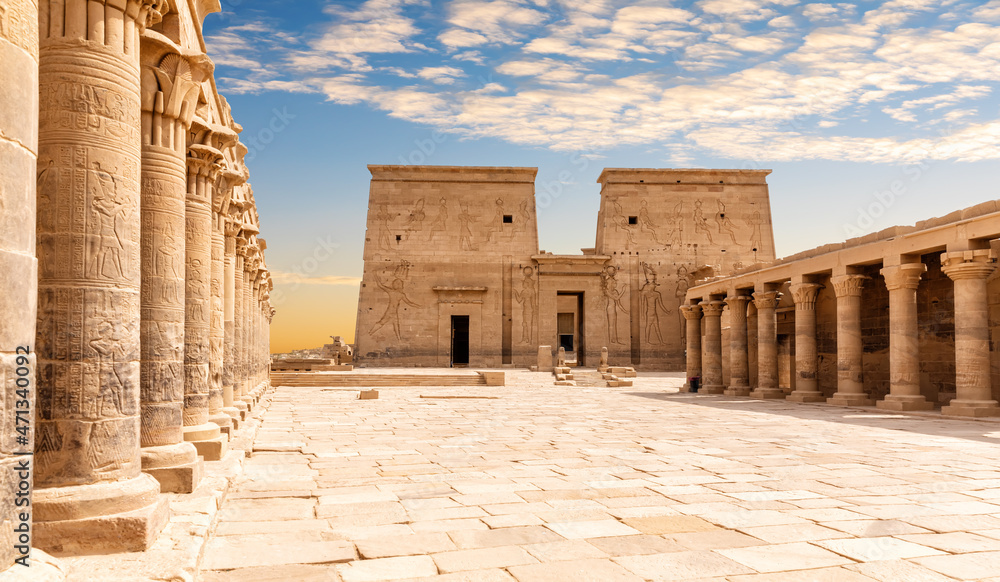 Foto de Philae Temple of Isis, Aswan, upper Egypt do Stock | Adobe Stock