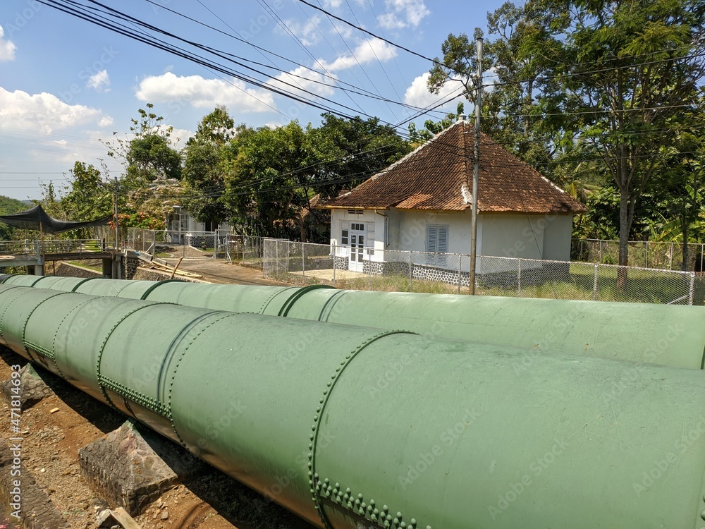 JELOK POWER PLANT PIPES OF RAWA PENING WATER ARE STILL USED TO PUMP ...