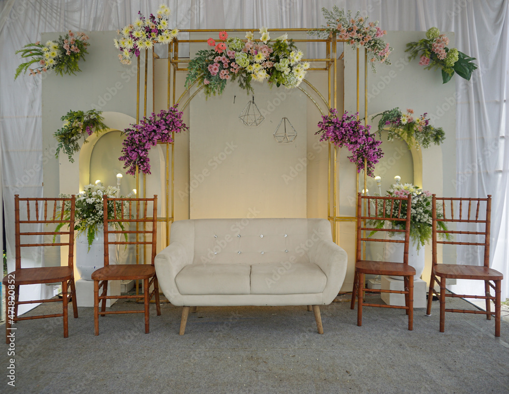 Simple elegant wedding stage decoration inspiration as a recommendation ...