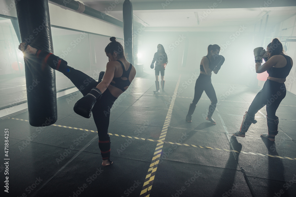 Boxer woman. Boxing fitness woman smiling happy wearing black boxing ...