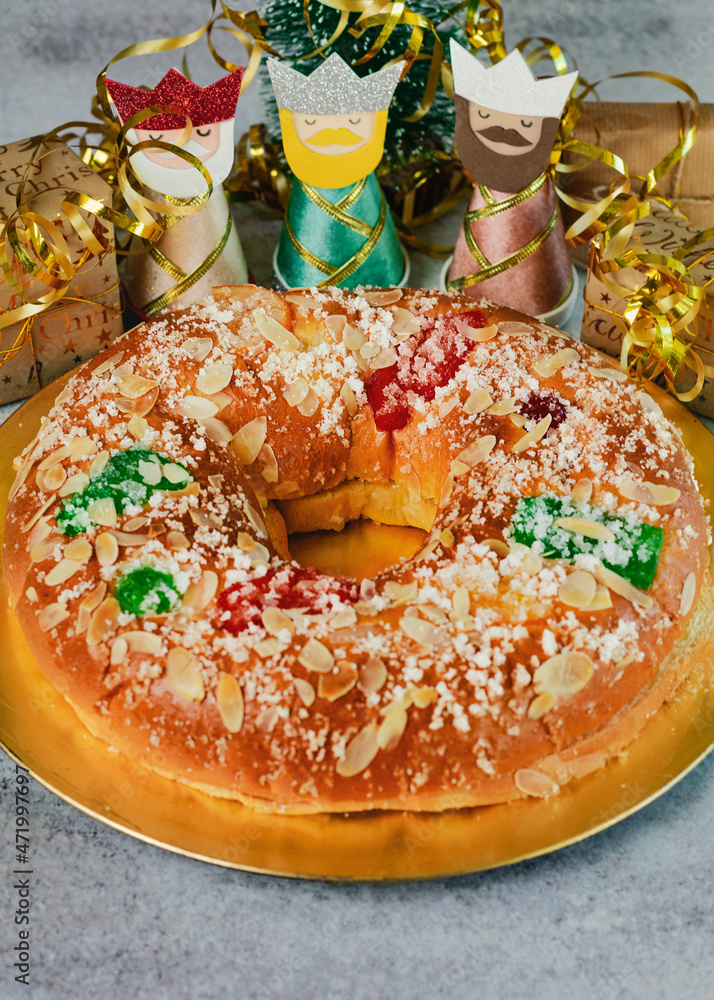 Three Kings Day Cake