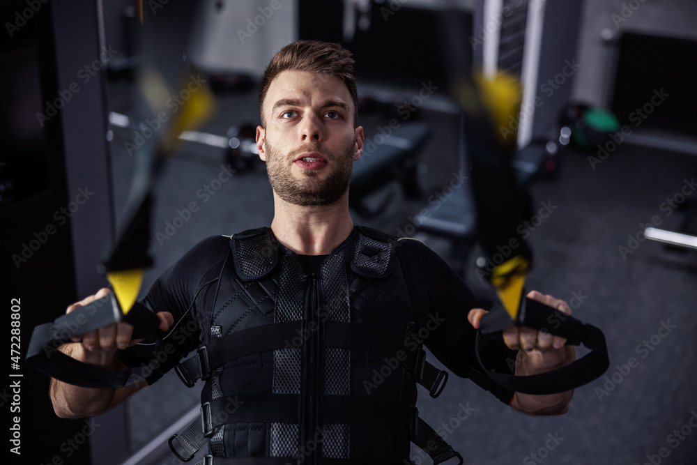 Electrical muscle stimulation exercises for arms and triceps ...