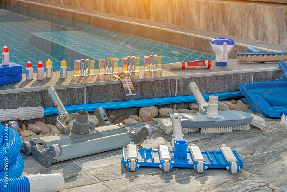 Service and maintenance of the pool.Check the PH of the pool.Liquid ...