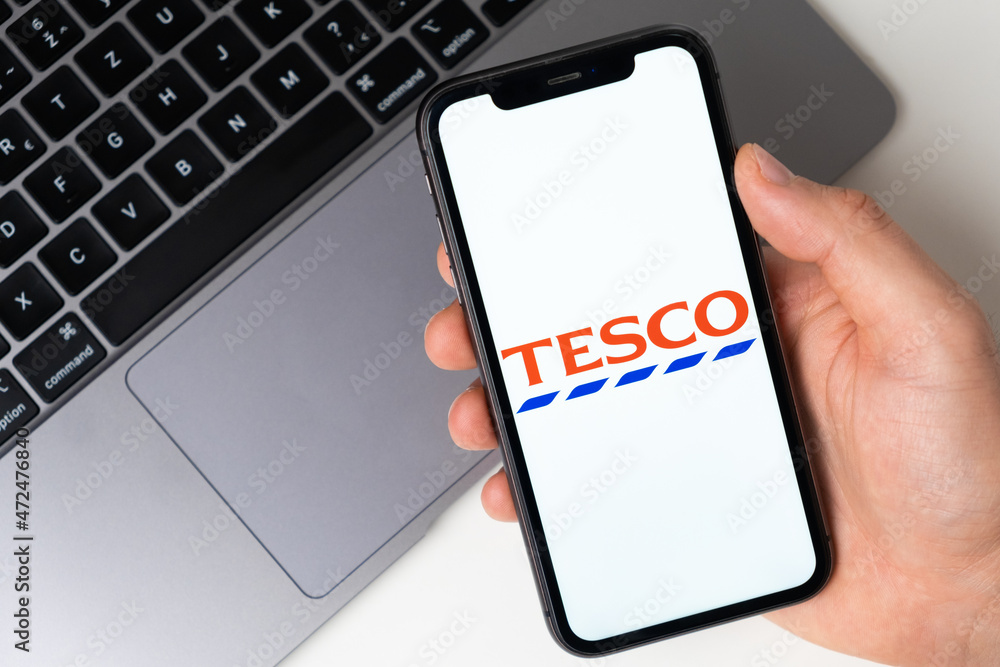 Tesco mobile application of grocery chains. A mobile app for paying and ...
