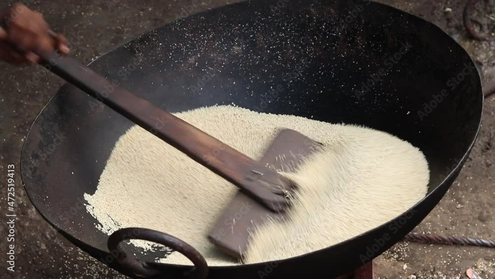 Halwai Dhaba Style - Roasting White Sesame Seeds In Kadai Or Kadhai ...