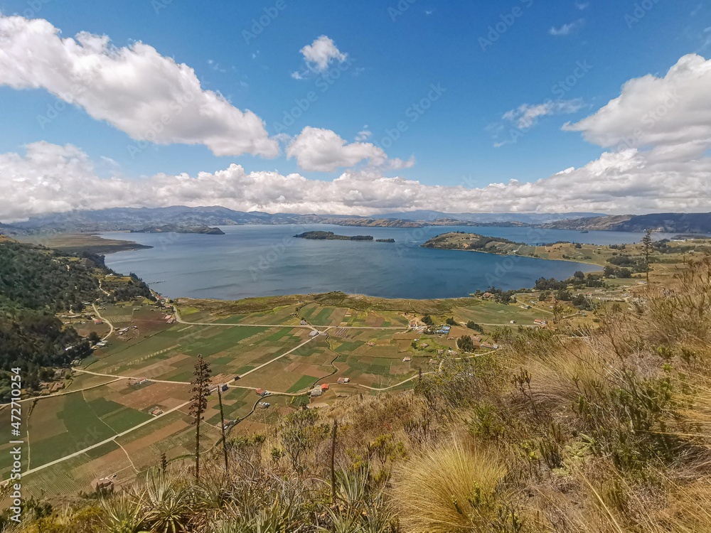 Paisajes de Aquitania (BOYACÁ), el lago de tota, cultivos de cebolla, y ...