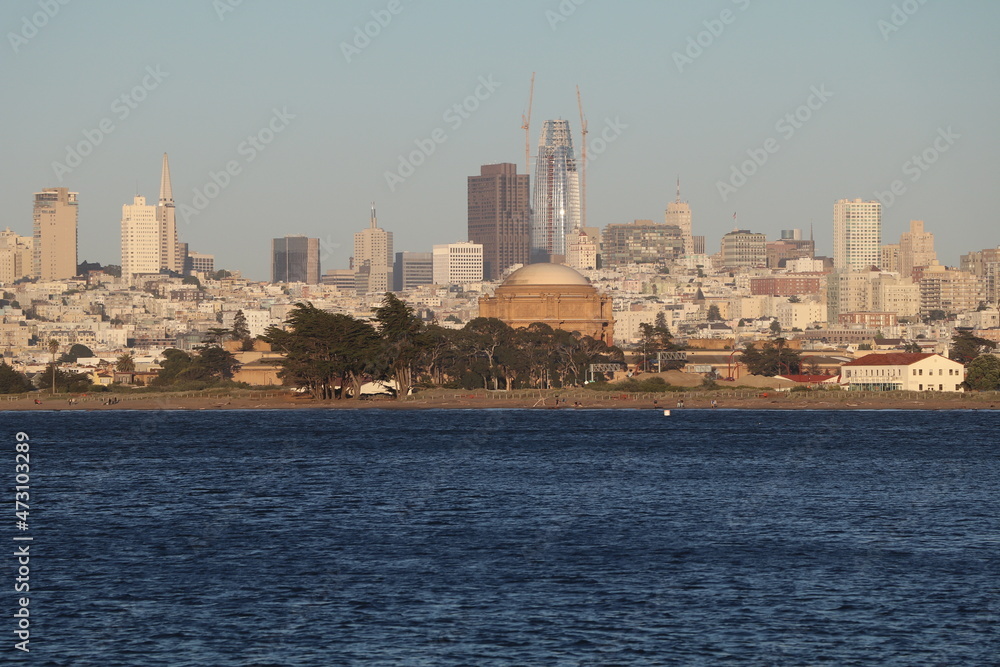 Amazing walk at the Golden Gate Bridge in San Francisco, United States ...