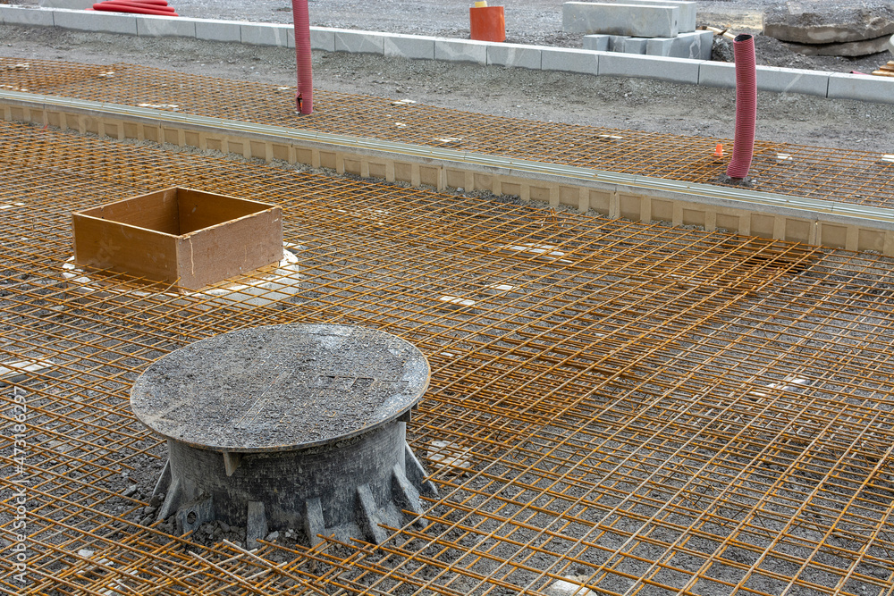 maintenance hole, sewer hole, storm water drainage channel, preparatory ...