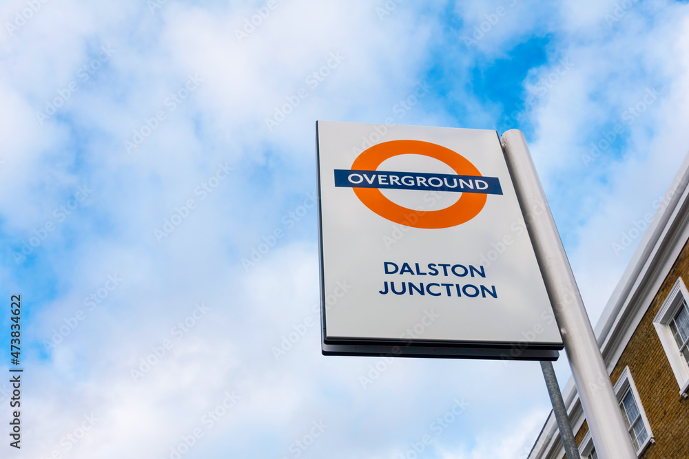 Foto de London, England, December 4th 2021: Dalston Junction, new ...
