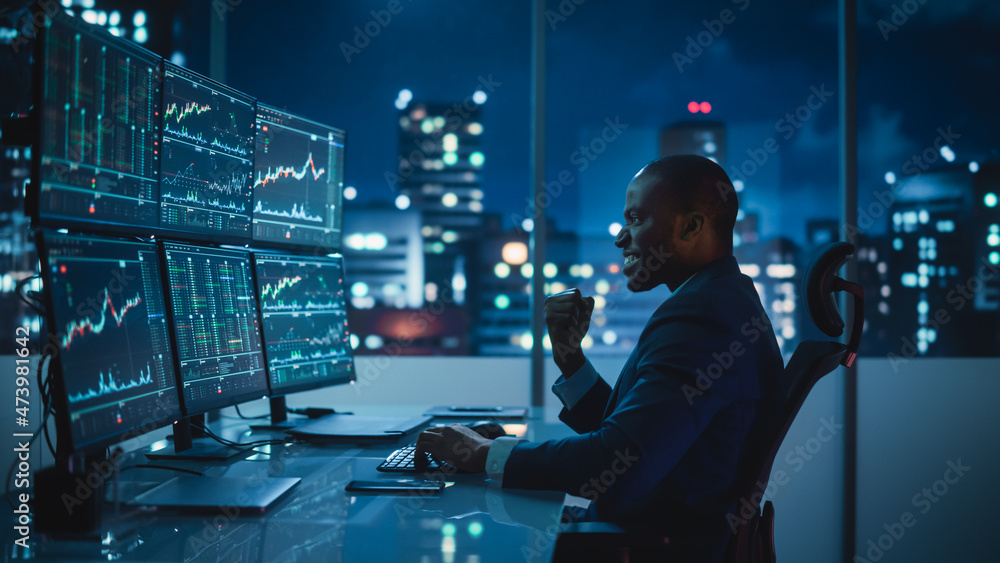 Stock Market Day Trader Working on Computer with Multi-Monitor ...