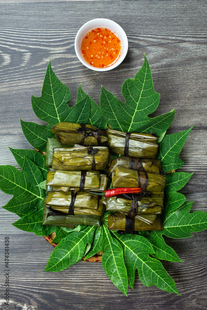 Banh bot loc is a cake made from tapioca flour with ingredients ...