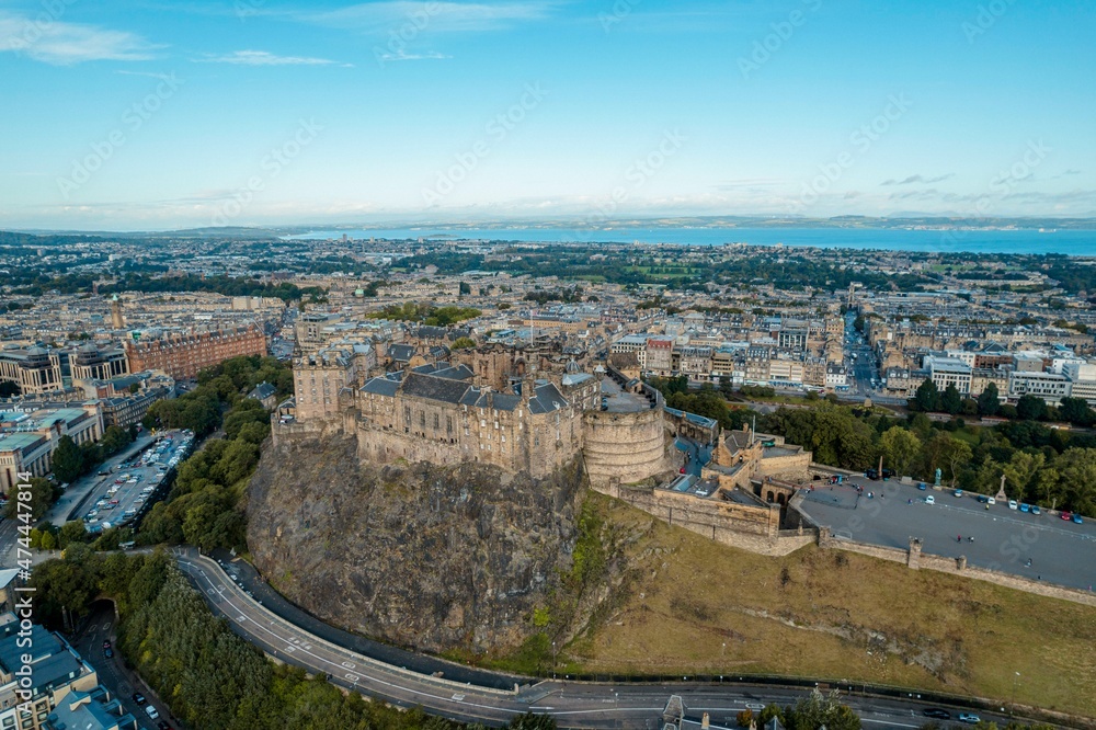 Top aerial view of Edinburgh city overlooking the Old Town. Edinburgh ...
