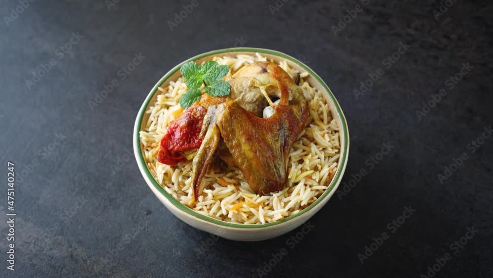 Video „Arabic chicken Manthi mandi cooked meat, Basmati rice with ...