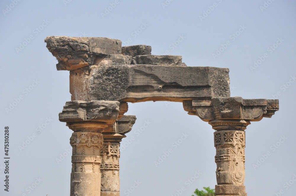 Ancient indian sculptures and paterned in India. Artworks in 10th ...