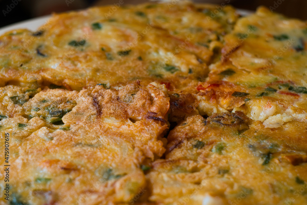 Korean seafood pancake (Haemul pajeon) - a crispy chewy aromatic onion ...