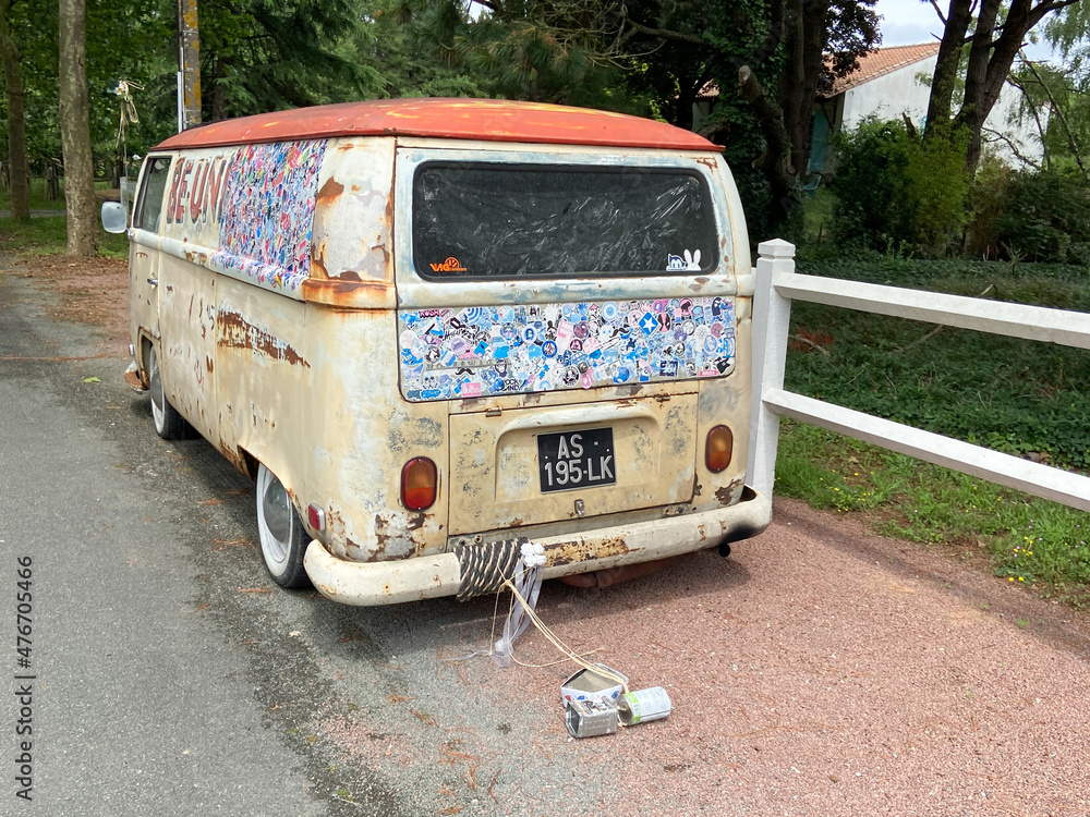 vw bus retro used rust vintage volkswagen model panel van fourgon combi ...