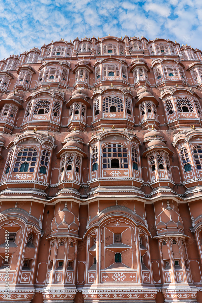 Hawa Mahal, pink palace of winds in old city Jaipur, Rajasthan, India ...
