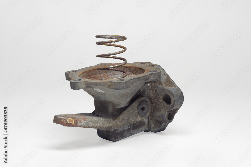 lower part of fuel pump housing with diaphragm spring. pump lever for ...