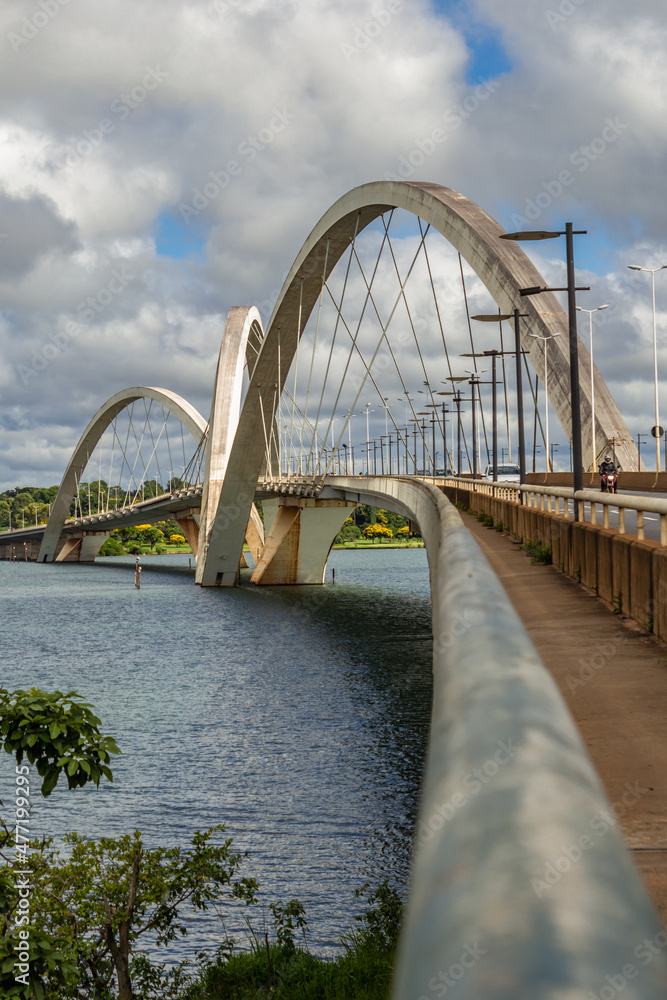 Fotografia do Stock: Ponte Juscelino Kubitschek, também conhecida como ...
