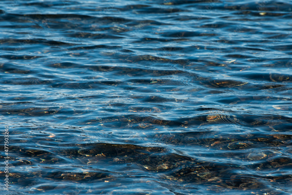 Textura del agua azul en un lago Bariloche con olas Stock Photo | Adobe ...