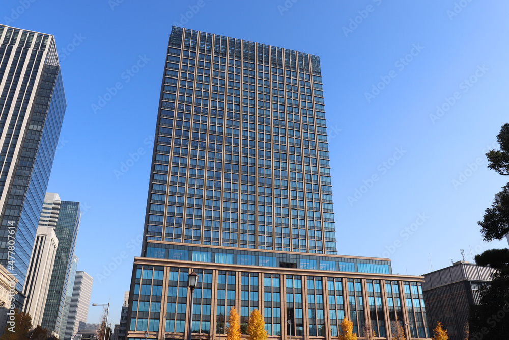 丸の内二重橋ビル（三菱重工業、三菱マテリアル本社など） / Marunouchi Nijubashi Building. It houses ...