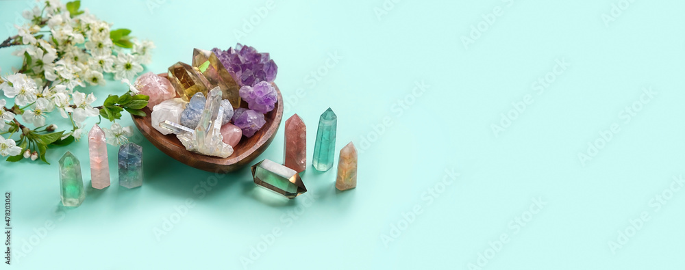 Gemstones minerals set of green colors and white flowers on green ...