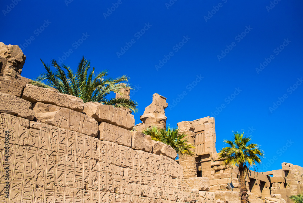 EGYPT - KARNAK TEMPLE - Large sculptures of pharaohs inside beautiful ...