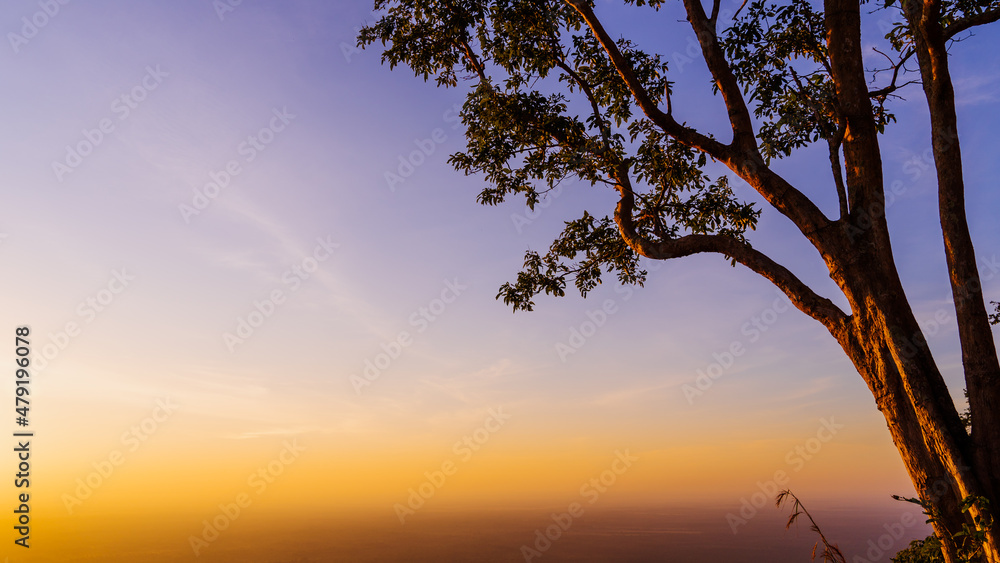 The first morning light of the day at the Temple of Preah Vihear ...