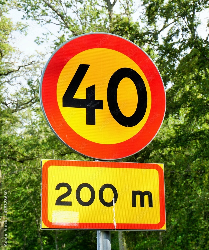 Verkehrszeichen Schweden / Traffic Sign Sweden Speed Limit 40 Stock ...