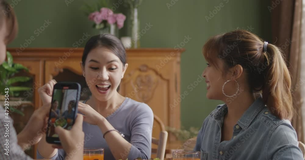 Asia teen girl vlogger group show share talk viral live vlog fun laugh ...