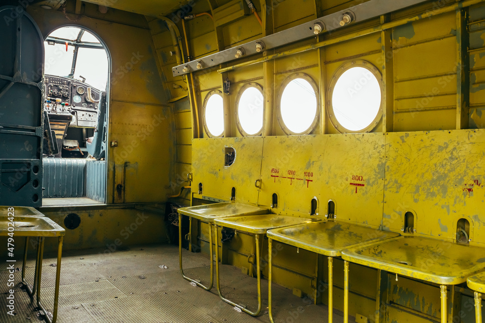 Famous soviet plane paradropper Antonov An-2 Heritage of Flying Legends ...