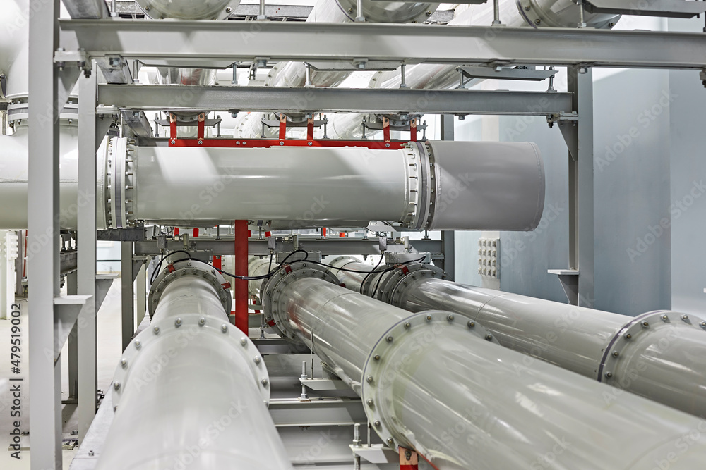 Gas-insulated high-voltage busbars, concept industry, power generation ...