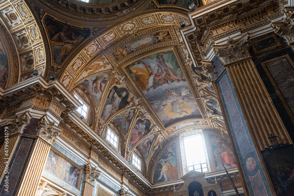 Foto de Details and frescoes of the Parish Church of Santa Maria del ...