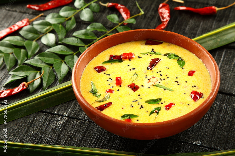 Moru kachiyathu, Kachu moru, spiced buttermilk curry. Kerala recipes ...