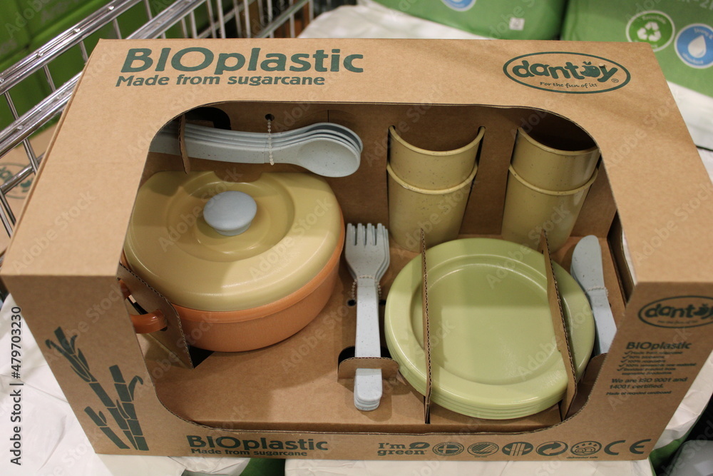 Bioplastic childs dinner play set made from sugarcane. Sustainably and ...