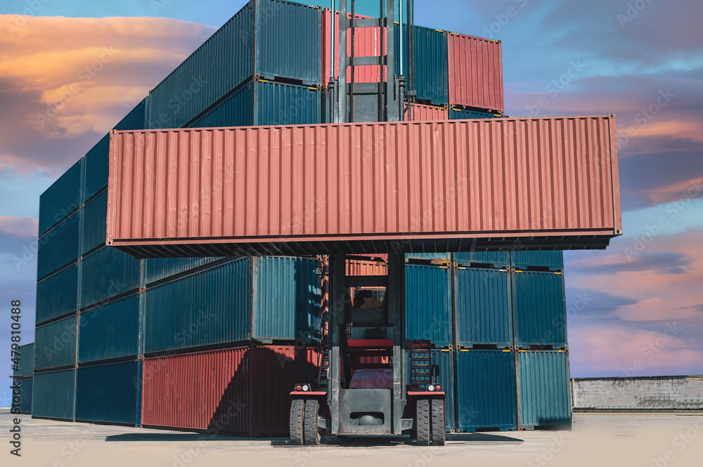 Containers loading shipment for International freight import and export ...