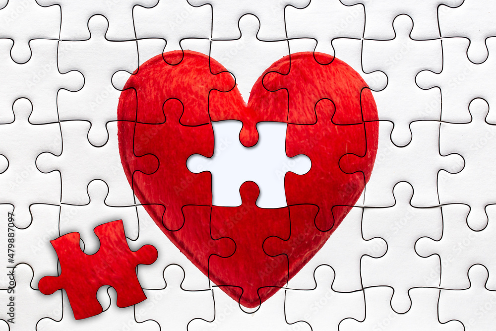 last piece to complete heart jigsaw puzzles for full fill love together ...