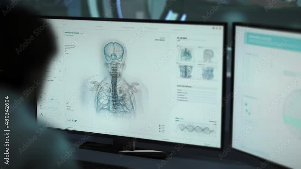 Medical diagnostic system analyzes the head of the patient at the ...