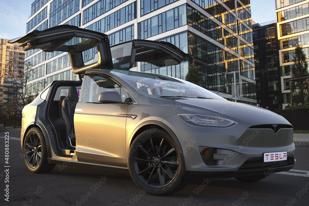 Tesla Model X is a full-sized, all-electric, luxury, crossover SUV ...