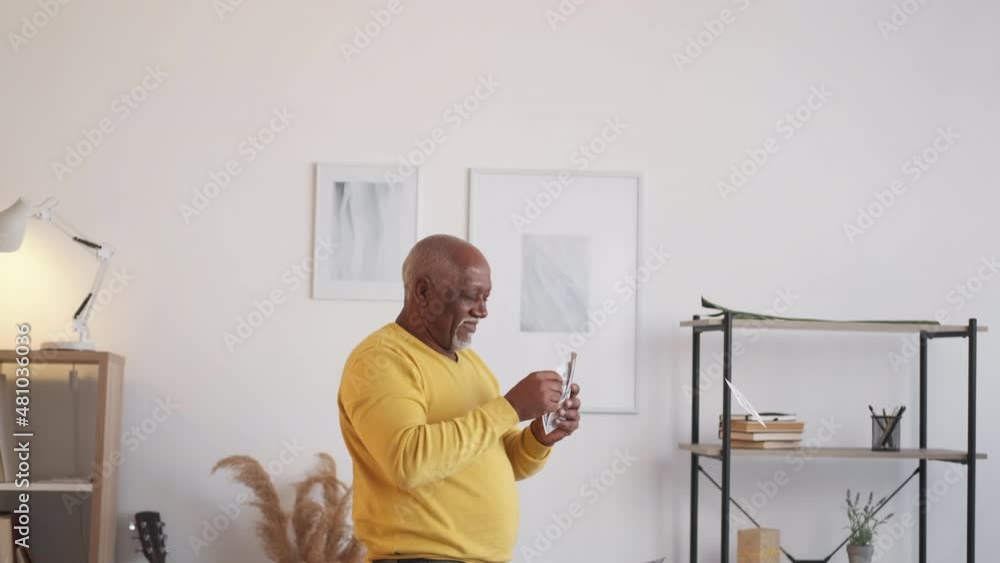 Successful life. Rich senior man. Money win. Happy african aged ...