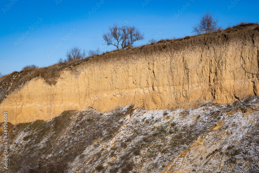 In Pyvykha's outcrops there are: marl, clay, sand, crystalline gypsum ...