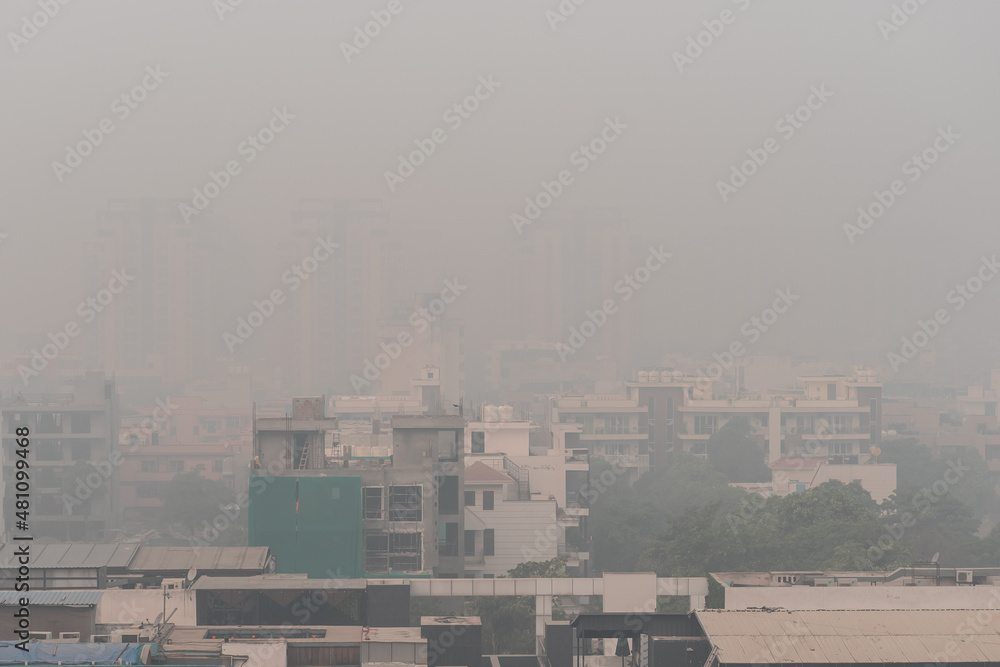 Air pollution over houses and apartment in the Indian city of Gurgaon ...